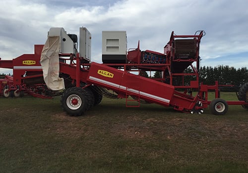 3 Row Harvester | Allan Equipment | Product Details/Features